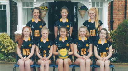 Girl power at Dumpton School! - Dorset View