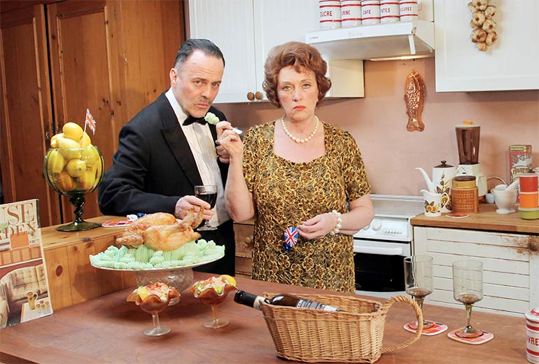 Fanny and Johnnie Cradock cook the great American songbook