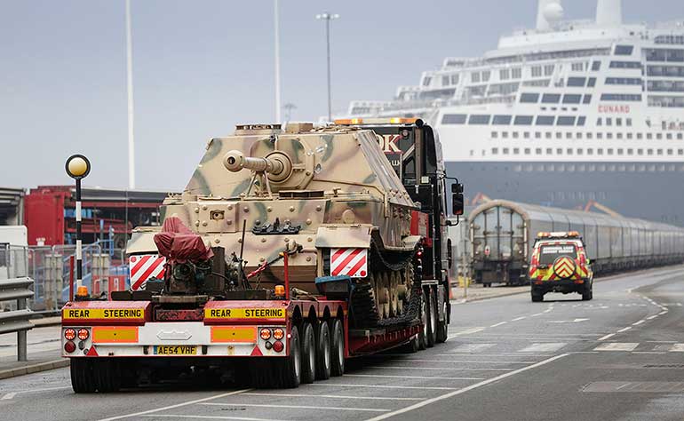Rare German Elefant arrives in UK for major exhibition in Dorset
