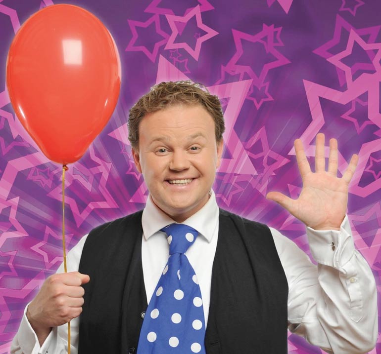 CBeebies star tumbles into Poole to welcome kids to free workshops ...