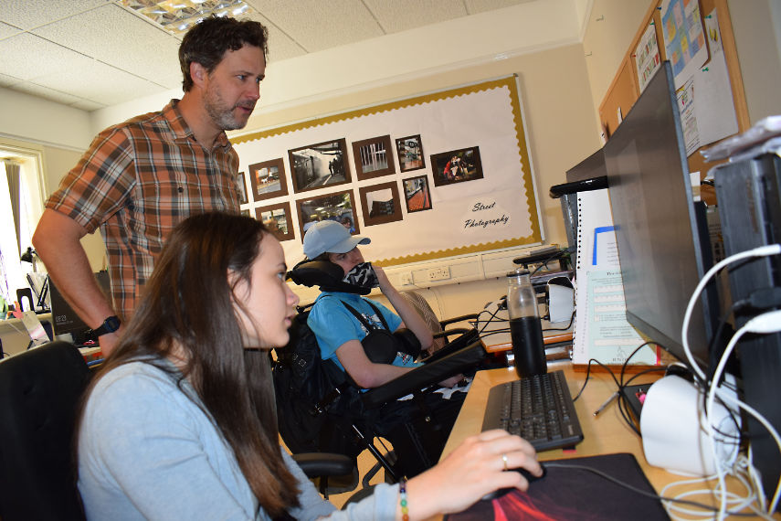 Victoria School student celebrates GCSE result