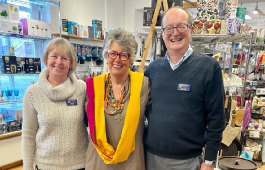 Dame Prue Leith visits Wimborne cookshop
