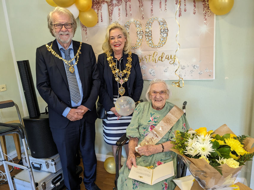 ‘Lucky’ Poole care home resident celebrates 100 years