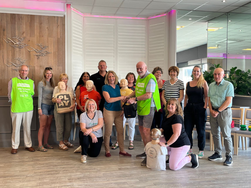 CAMRA donation funds new defibrillator in Bournemouth