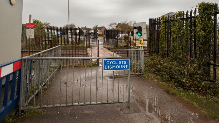 Dorset Council clarifies Wareham Rail Crossing situation