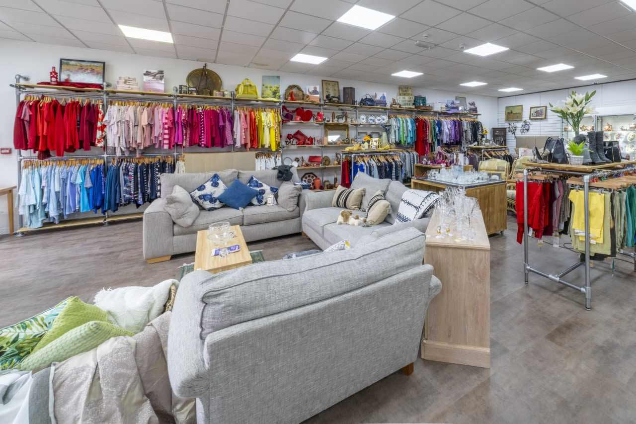 Dorset hospice charity opens new shop in Ferndown - Dorset View